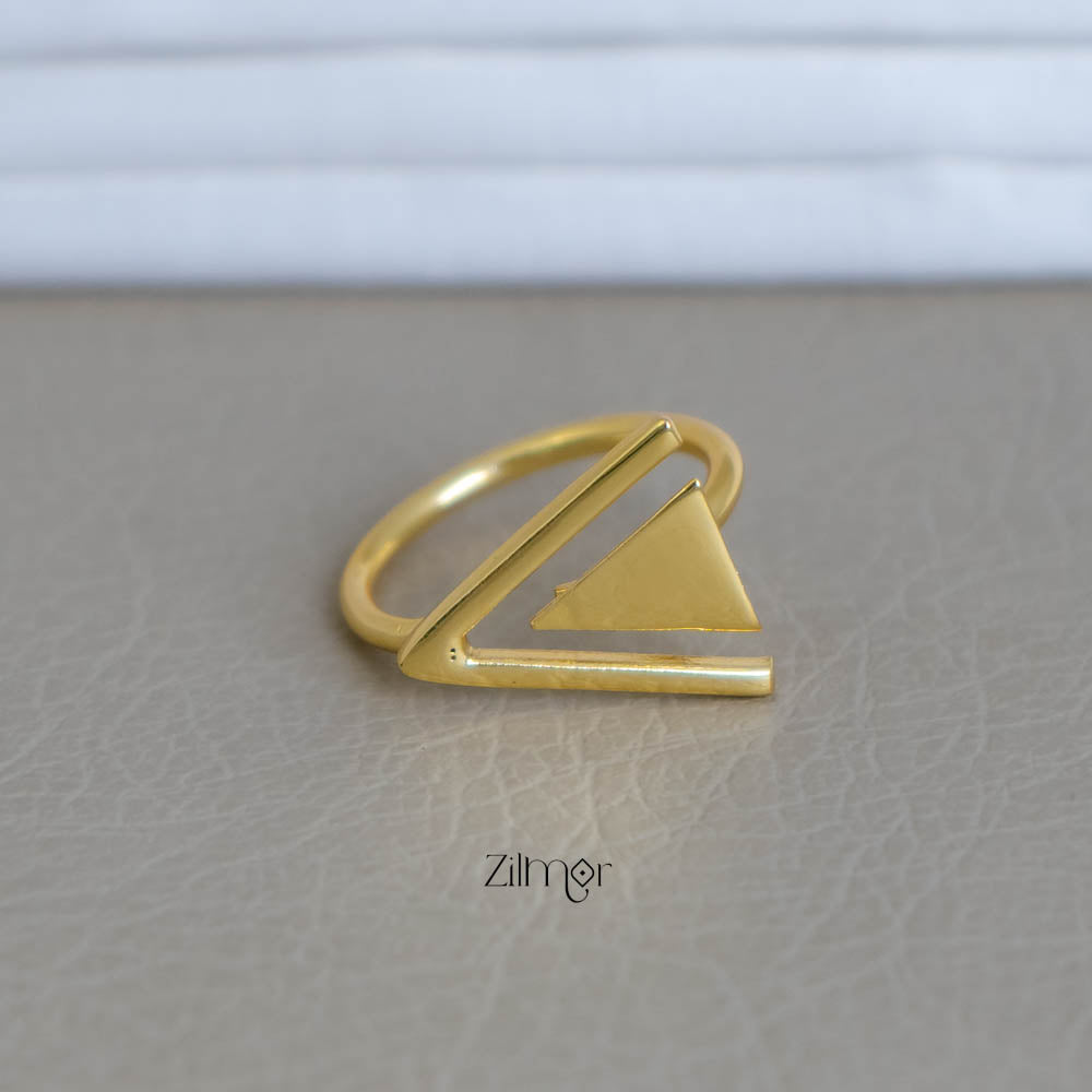 AS101965 - Triangle Adjustable Ring – Zilmor
