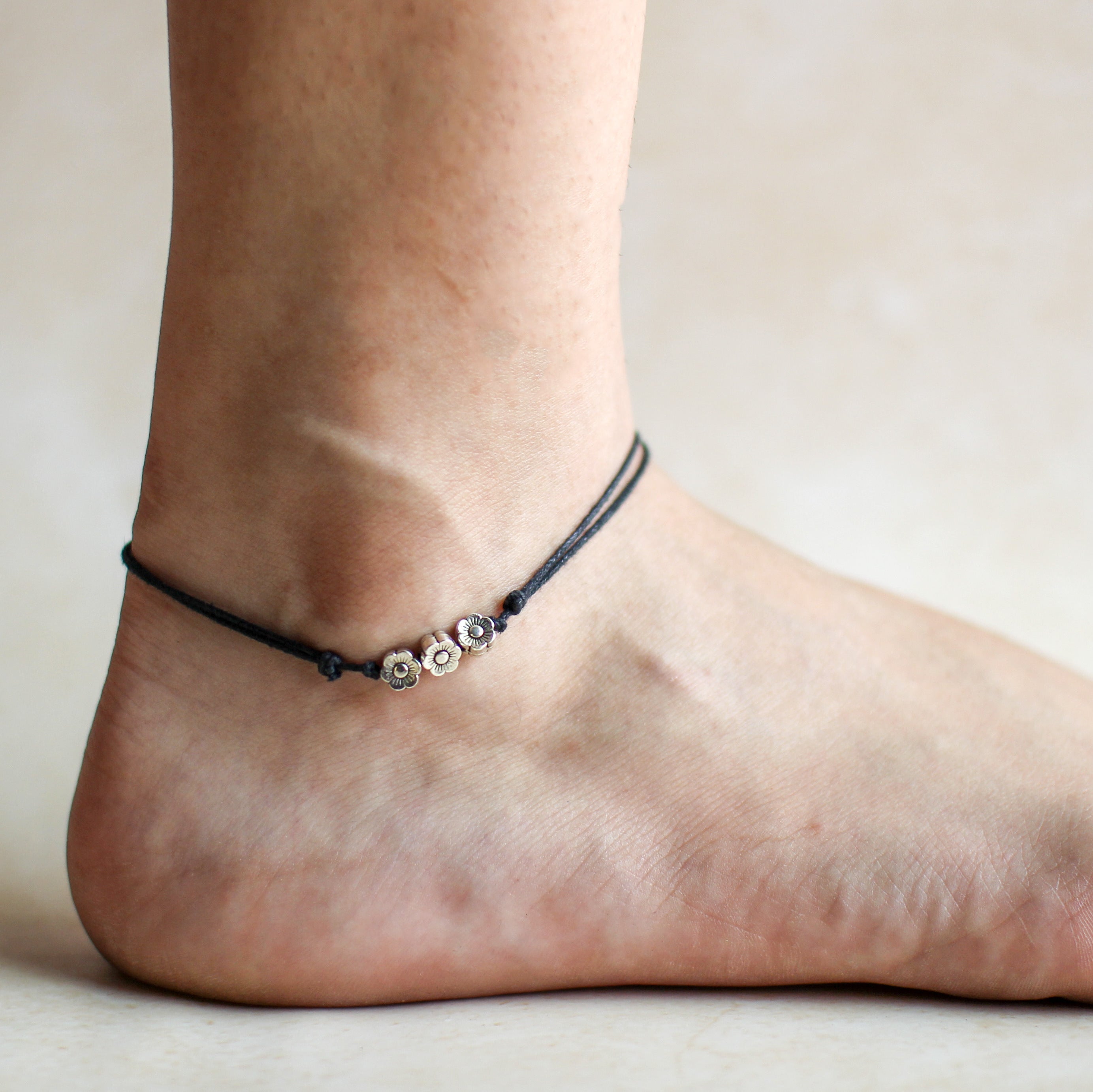 Cute Flower Charm Anklet – Zilmor